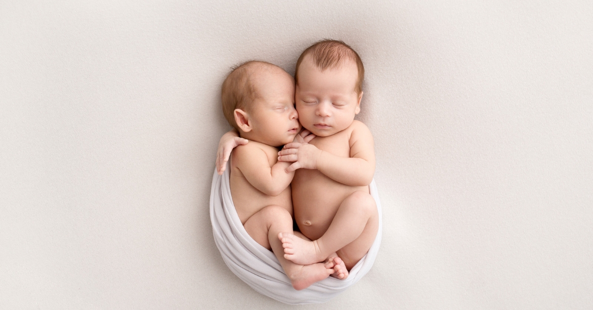 What Parents Should Know About Identical Twins - The ParentZ